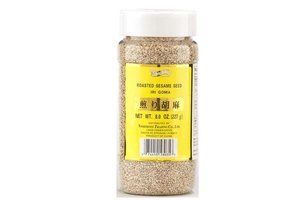 shirakiku roasted white sesame seeds (iri goma) 8oz (pack of 1)