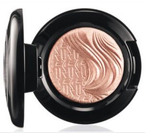 mac extra dimension eye shadow a natural flirt ~ glamour daze collection