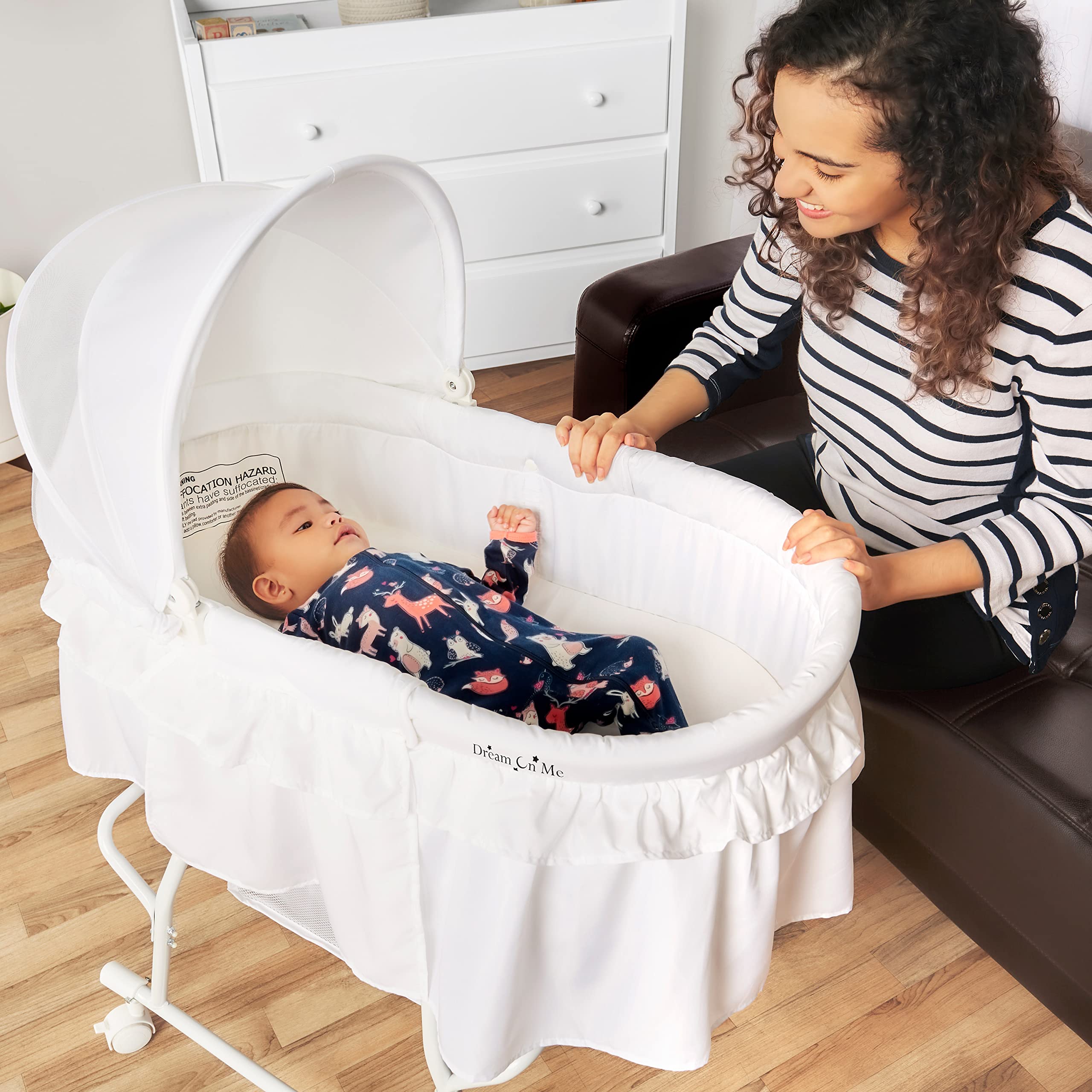 Dream On Me Lacy Portable 2-in-1 Bassinet & Cradle in White, Lightweight Baby Bassinet with Storage Basket, Adjustable and Removable Canopy