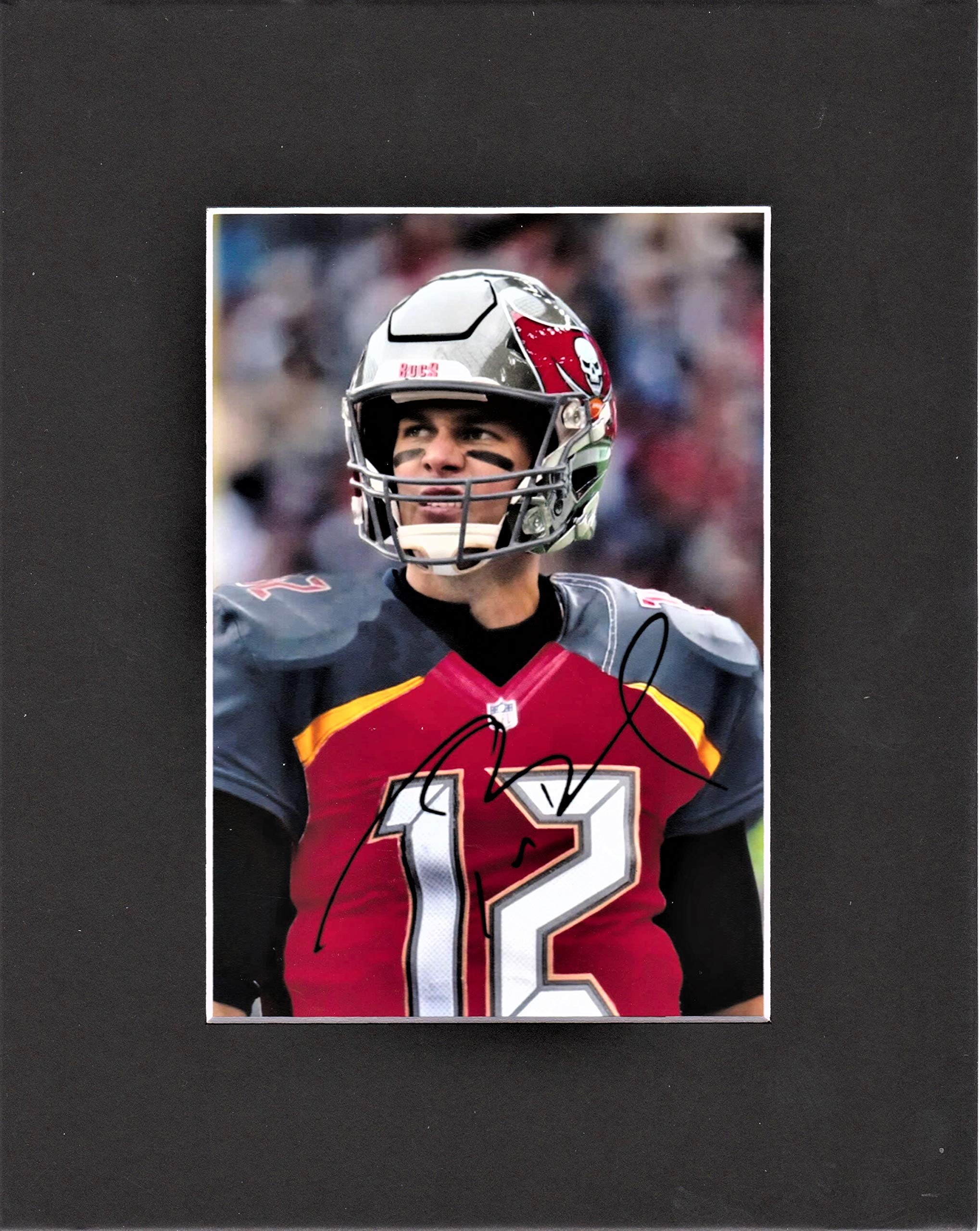 TOM BRADY TAMPA BAY BUCS 8 X 10 MATTED PHOTO AUTOGRAPH ON GLOSSY PHOTO PAPER, (PHOTO IS 5 X 7)