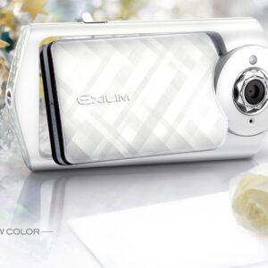 Casio EXILIM High Speed EX-TR50 EX-TR50WE (White) LIFE STYLE Brilliant Beauty / Self-Portrait Beauty / Selfish Digital Camera with 11.1 MP with 3.0-Inch Super Clear LCD