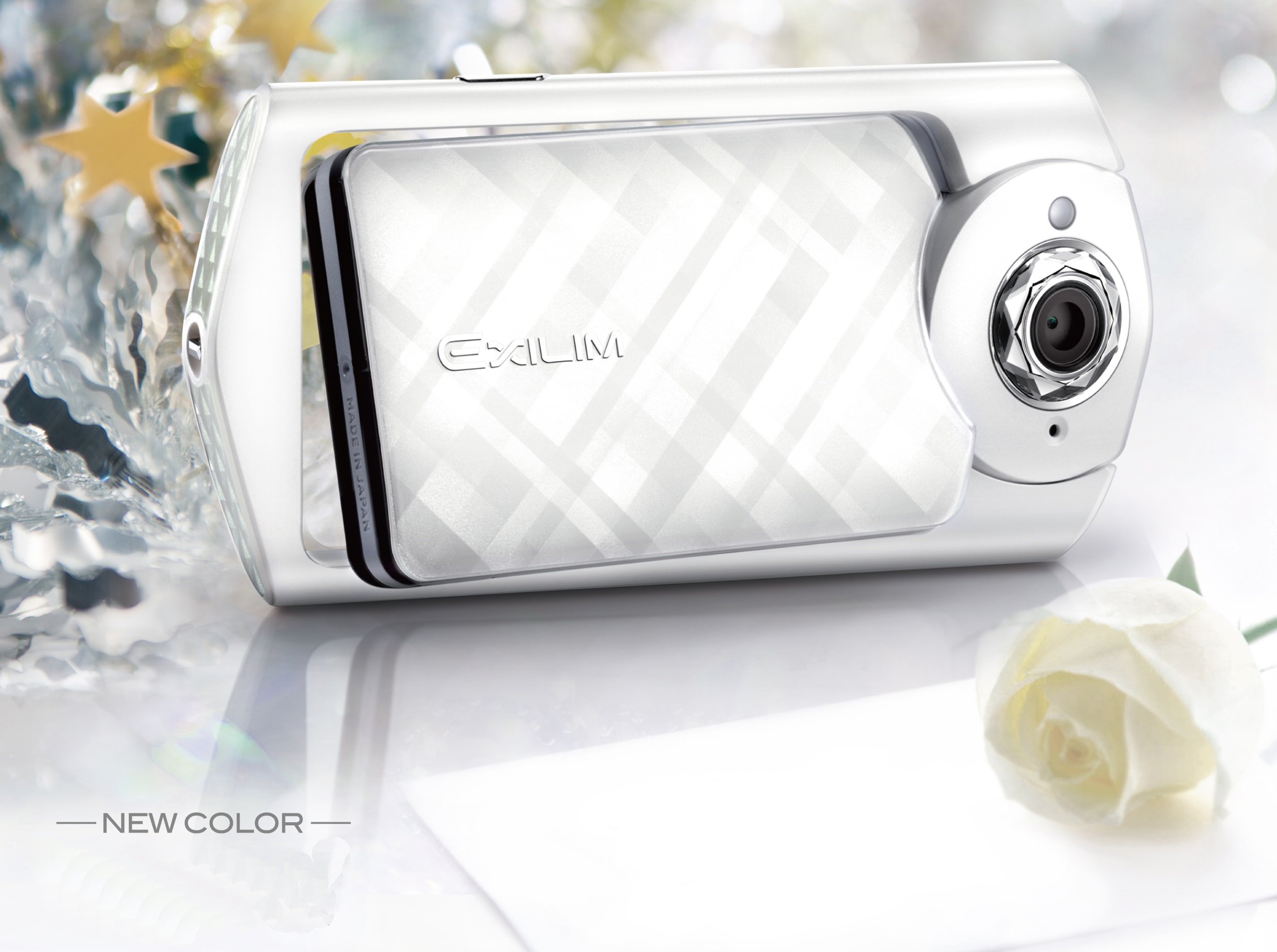 Casio EXILIM High Speed EX-TR50 EX-TR50WE (White) LIFE STYLE Brilliant Beauty / Self-Portrait Beauty / Selfish Digital Camera with 11.1 MP with 3.0-Inch Super Clear LCD