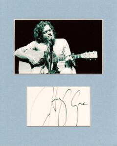 kirkland harry chapin 8 x 10 photo display autograph on glossy photo paper