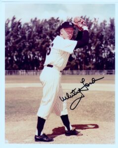 kirkland whitey ford 8 x 10 autograph photo on glossy photo paper