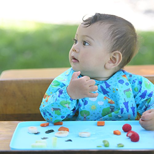 green sprouts Finger Food Platemat Spacious eating and craft area with raised edges contains messes Helps develop independent eating skills, Great for crafts, Made of silicone, Dishwasher safe