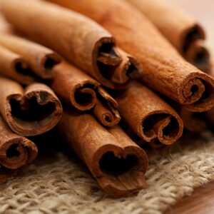 FGO Organic Korintje Cinnamon Sticks, 100% Raw from Indonesia, 100+ Sticks 2 3/4" Packaging May Vary (Pack of 1)