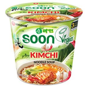 nongshim soon kimchi instant vegan ramen noodle soup mix cup, 6 pack, microwaveable vegan meatless ramen, real kimchi flakes