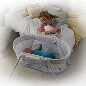 Fisher-Price Stow 'n Go Bassinet Windmill, portable baby cradle with soothing features for infants and newborns