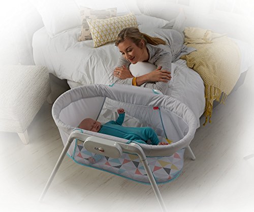 Fisher-Price Stow 'n Go Bassinet Windmill, portable baby cradle with soothing features for infants and newborns