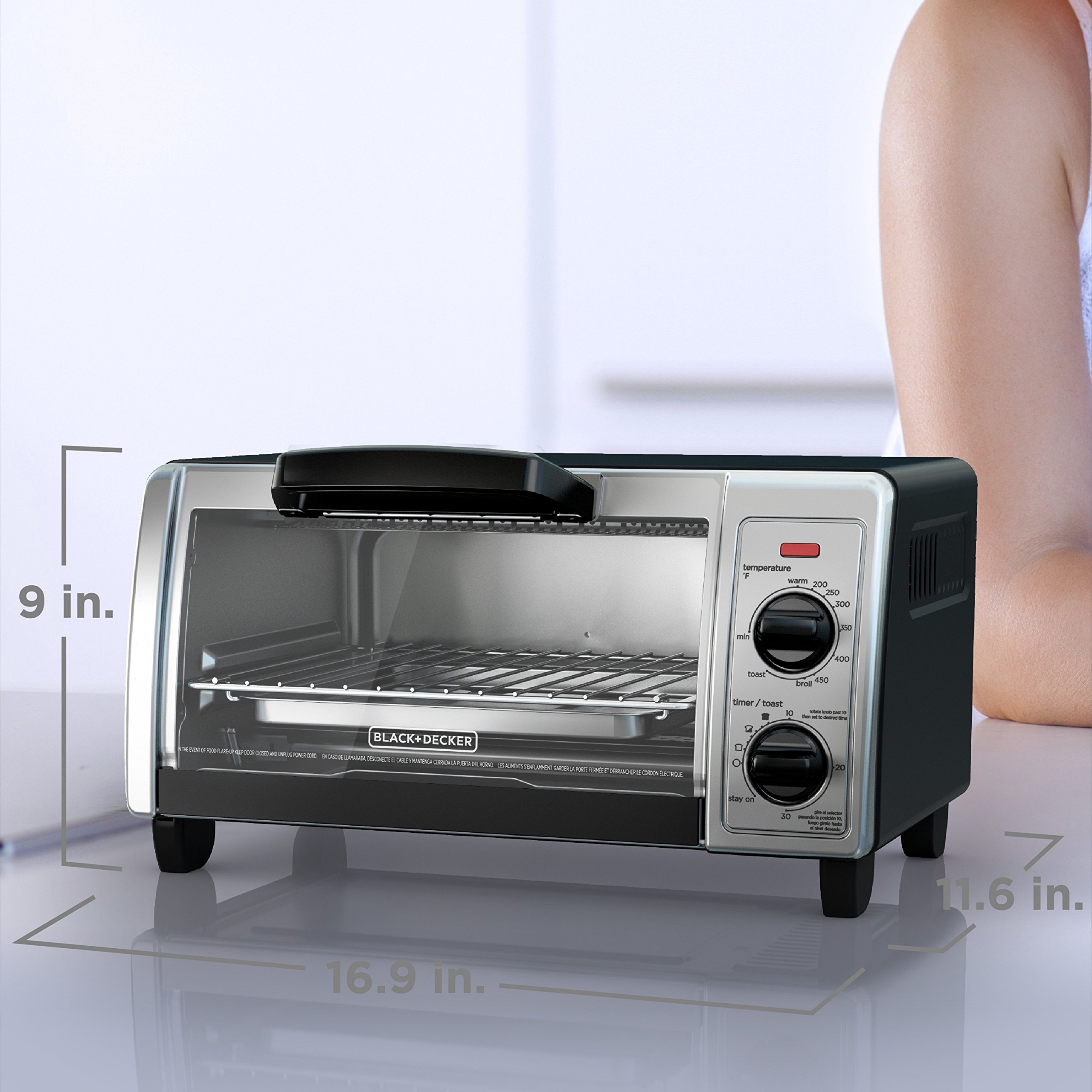 BLACK+DECKER 4-Slice Toaster Oven with Easy Controls, Stainless Steel, TO1705SB,Medium