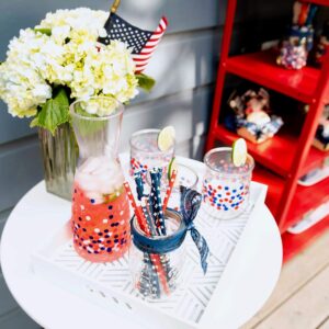 Fun Express Patriotic Red White and Blue Confetti Plastic Tumbler (set of 6)