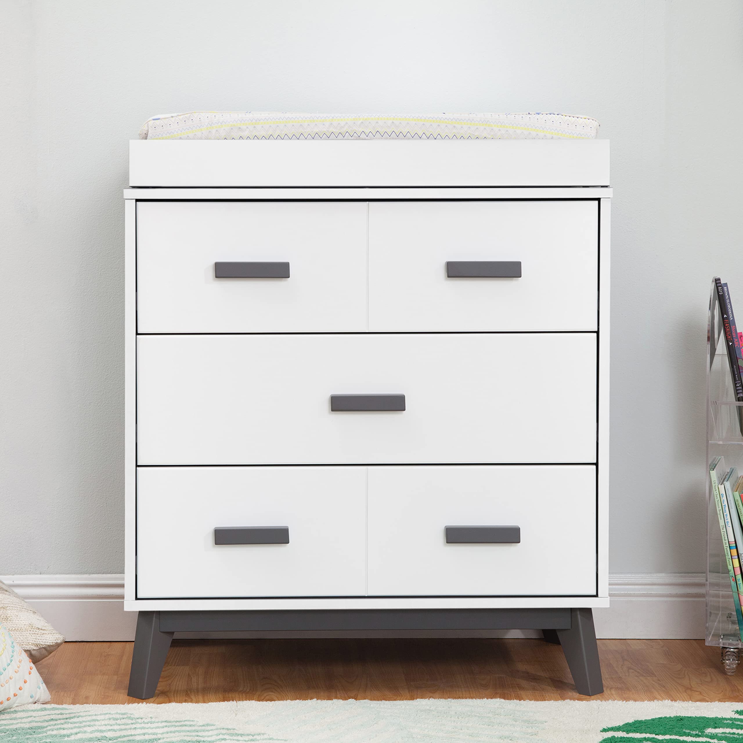 Babyletto Scoot 3-Drawer Changer Dresser with Removable Changing Tray in Slate/White, Greeguard Gold Certified