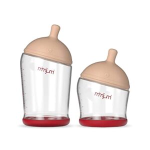 mimijumi growing up baby bottle set (4 pcs.) transition pack - lighter slow flow to fast flow nipples, 4 oz to 8 oz anti-colic bottles for breastfed babies - newborn to 18 months