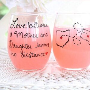 Mother's Day Gifts for Mom From Daughter, Love Between Mother and Daughter Knows no Distance, Mother Daughter Wine Glass, All States and Countries Available