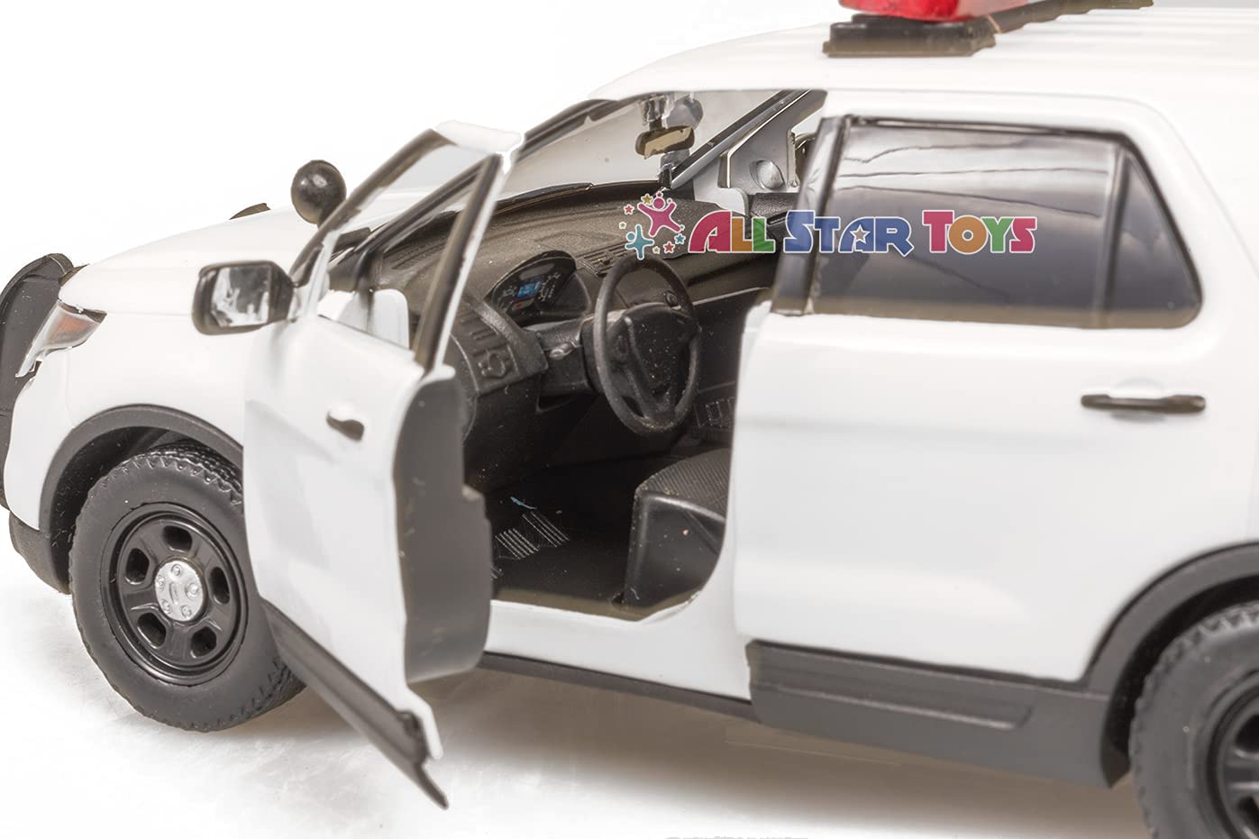 Motor Max DIECAST 1:24 W/B - 2015 Ford Police Interceptor Utility with Light BAR (White) 76959