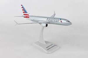 daron hogan wings american 737 max 8 1/200 w/gear