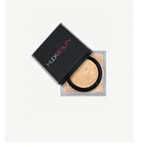 Exclusive New HUDA BEAUTY Easy Bake Loose Powder (3 BANANA BREAD)