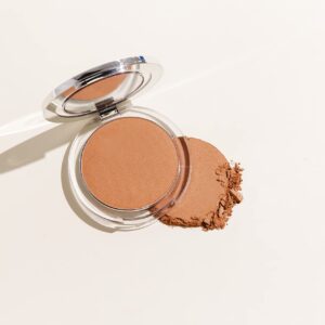 PÜR Beauty Glow Illuminating Bronzer Skin Perfecting Powder