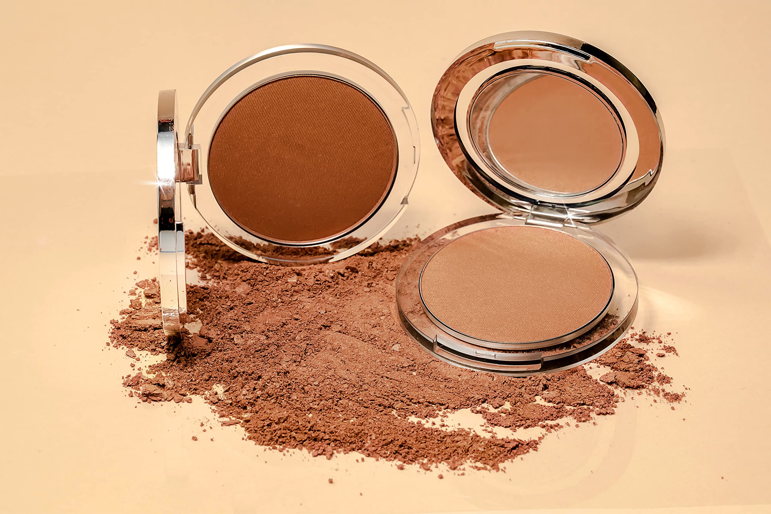 PÜR Beauty Glow Illuminating Bronzer Skin Perfecting Powder