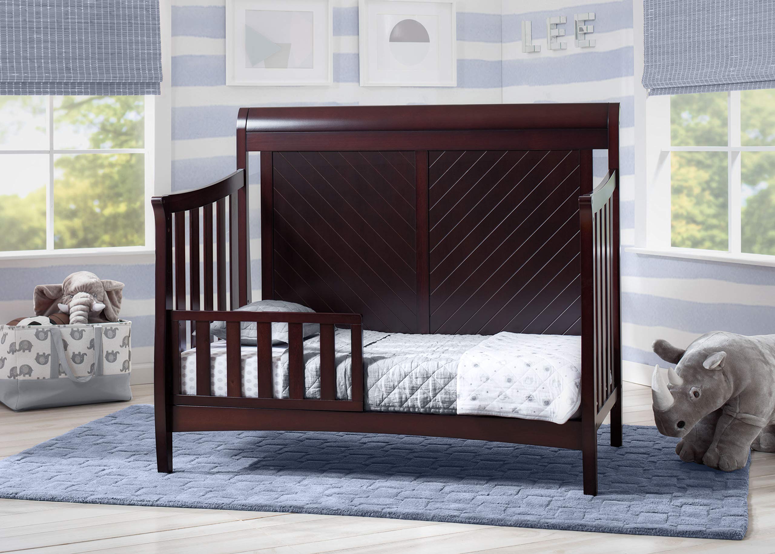 Delta Children Bennington Elite 4-in-1 Convertible Baby Crib, Dark Espresso, Sleigh