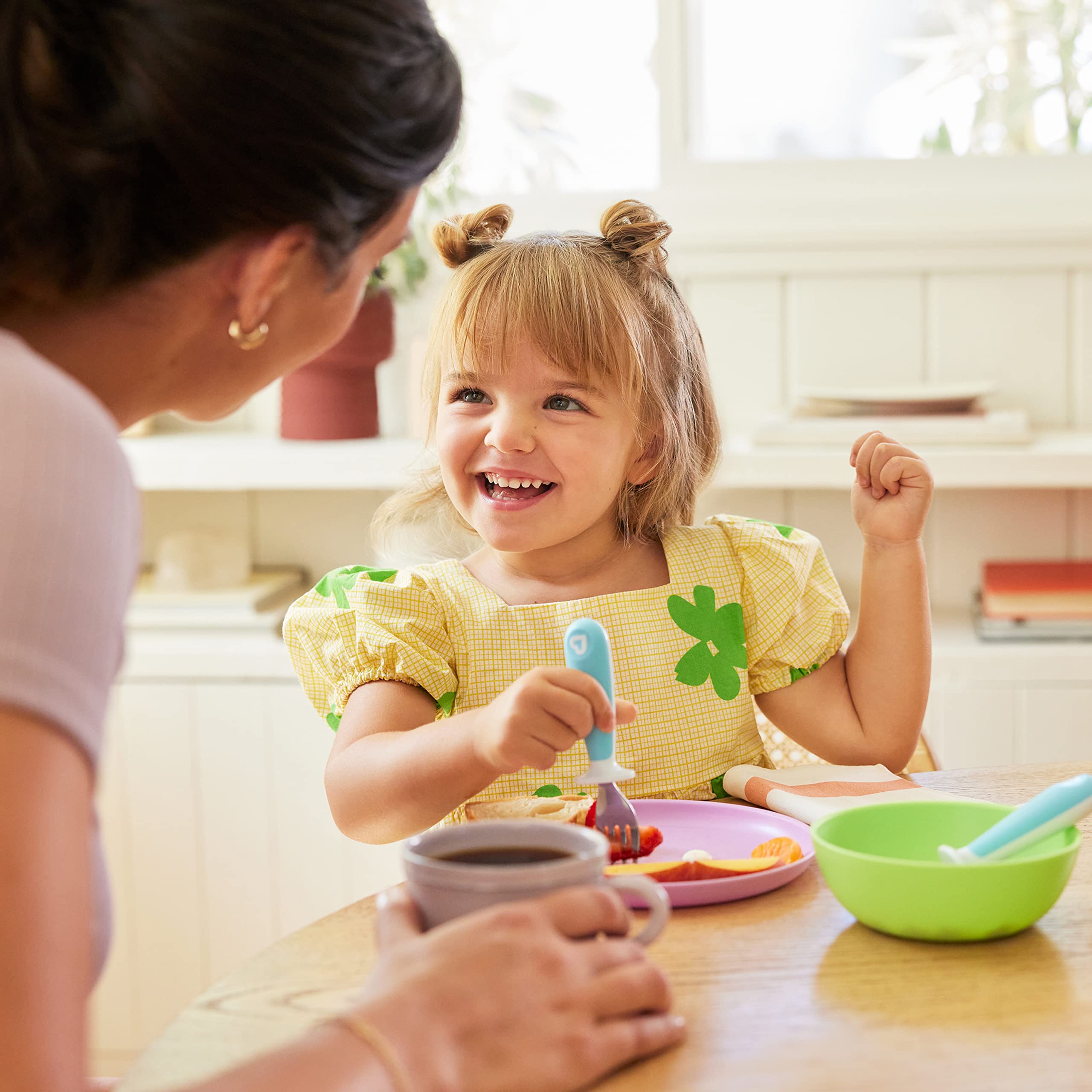 Munchkin® Raise™ Toddler Plastic Fork and Spoon Utensil Set, 4 Pack, Blue/Green