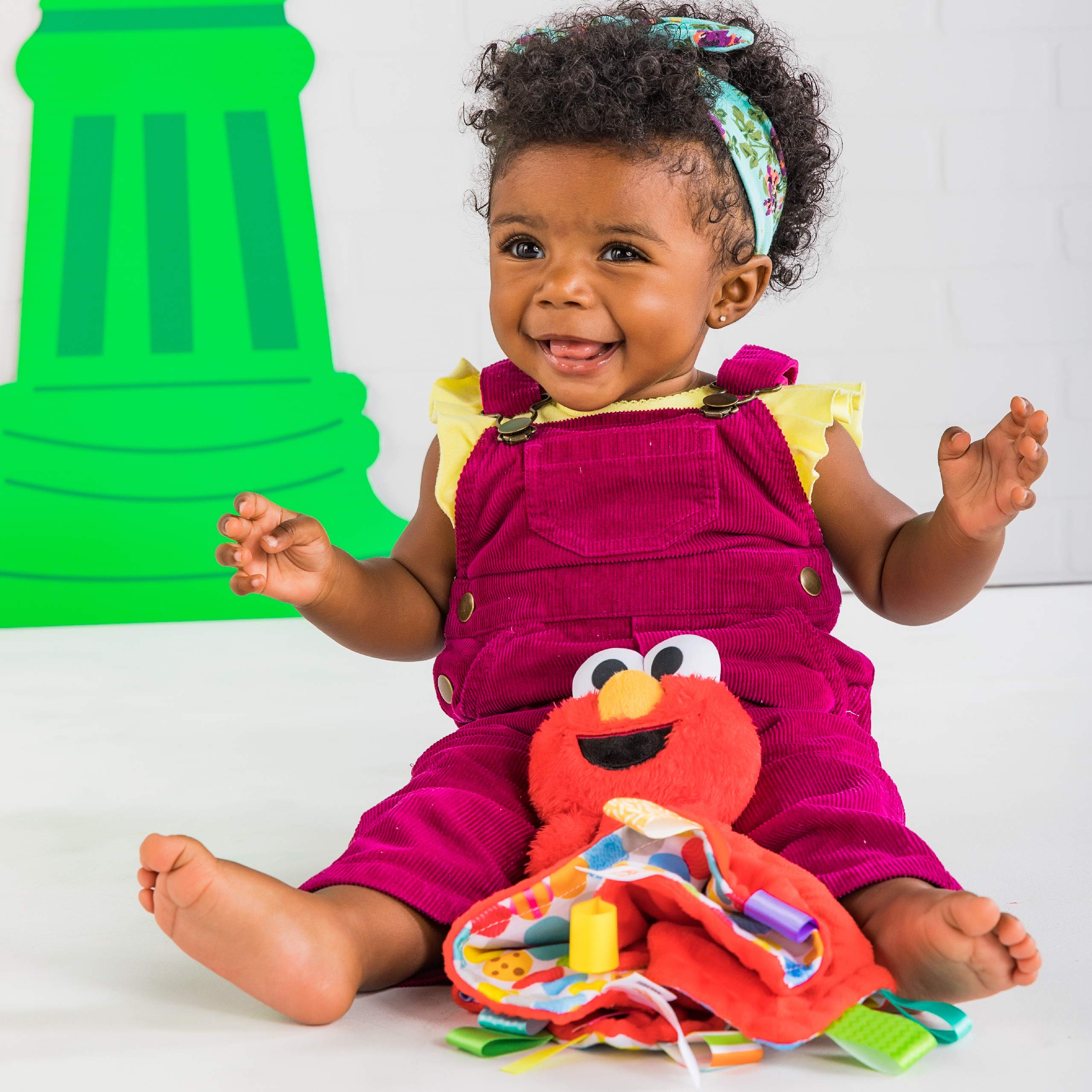 Bright Starts Sesame Street Snuggles with Elmo Baby's First Soothing Blanket, Ages 0-12 Months