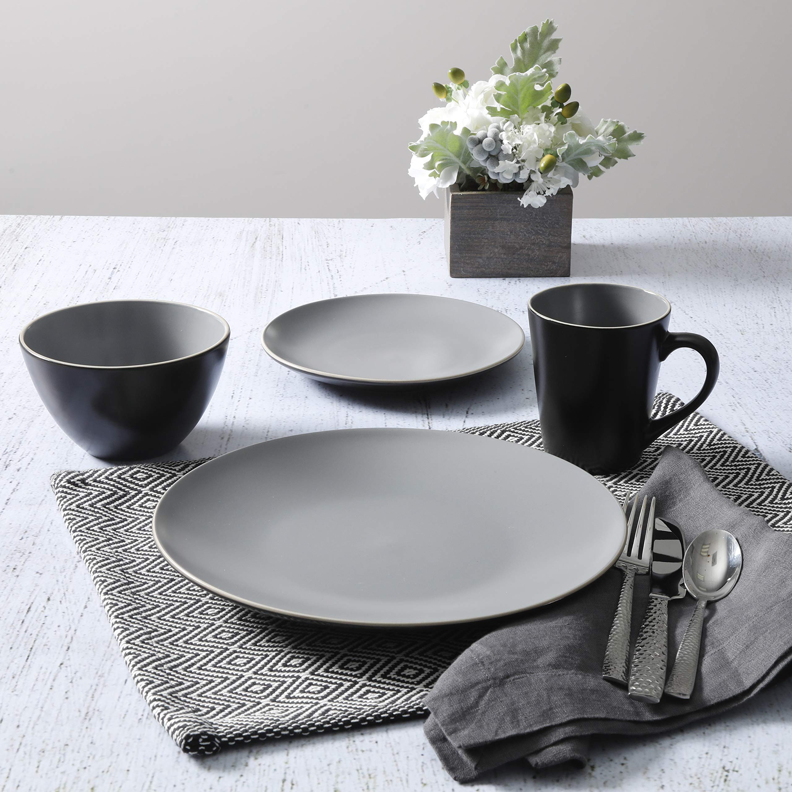 Gibson Soho Lounge Soho Lounge Matte Dinnerware Set, Service for 4 (16pcs), Two-Tone Grey