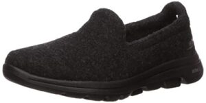 skechers women's go walk 5-overland sneaker, black, 5.5 medium us