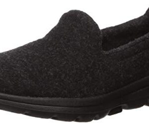 Skechers Women's GO Walk 5-Overland Sneaker, Black, 5.5 Medium US