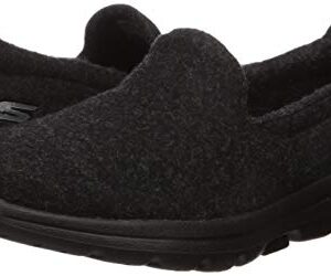 Skechers Women's GO Walk 5-Overland Sneaker, Black, 5.5 Medium US