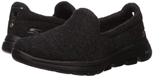 Skechers Women's GO Walk 5-Overland Sneaker, Black, 5.5 Medium US