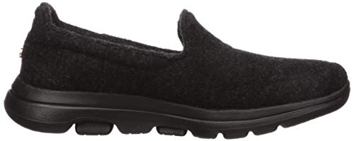 Skechers Women's GO Walk 5-Overland Sneaker, Black, 5.5 Medium US