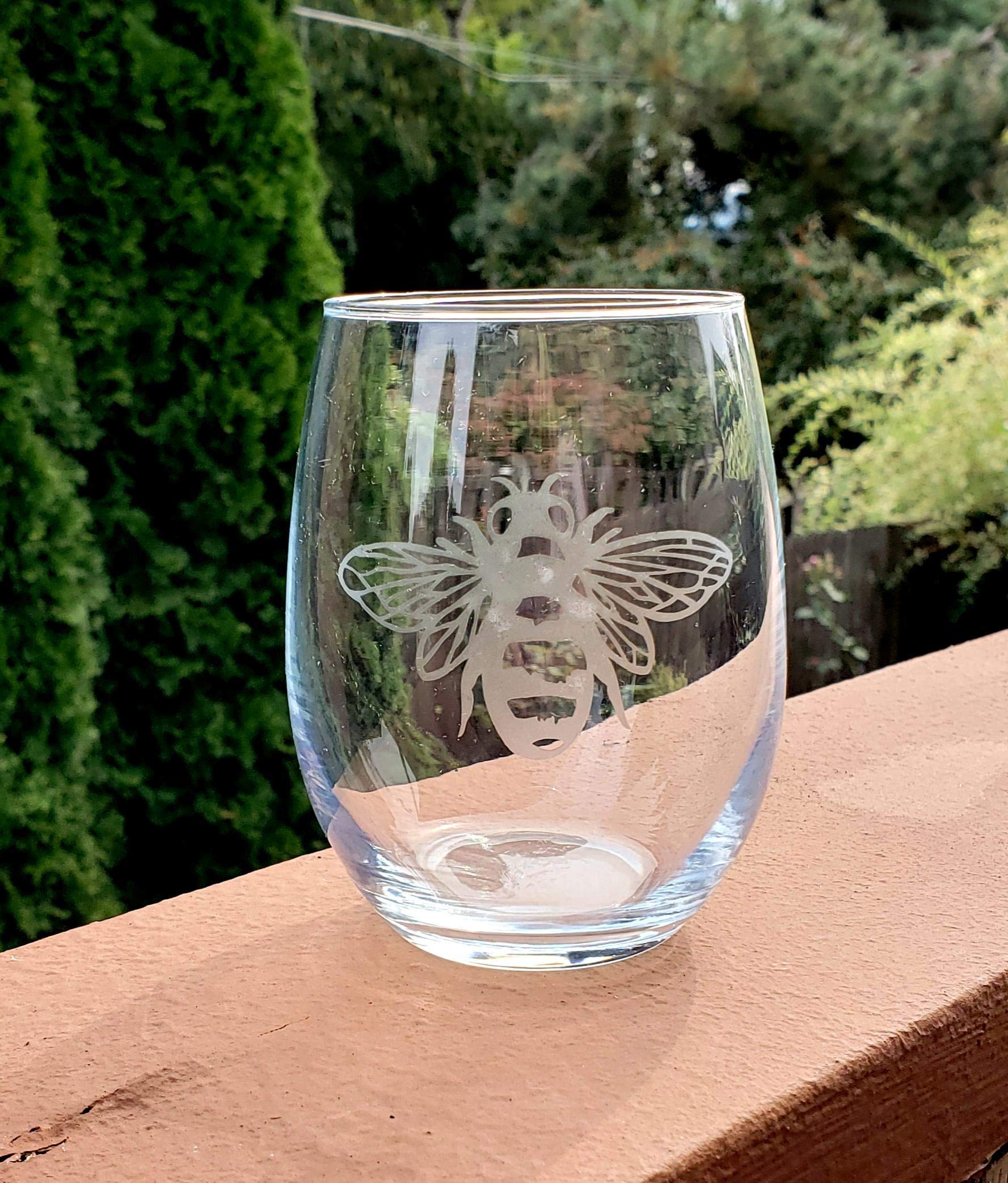 Etched bee wine glass, 15 oz. wine glass, stemless wine glass, honey bee gift, save the bees, bee glass, etched wine glass, nature lover gift, wine gift