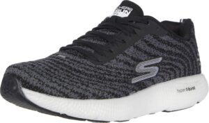 skechers women's gorun 7+ shoe (black, 7)