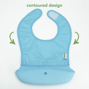 green sprouts Snap & Go Silicone Food-Catcher Bib | Soft, Waterproof Top + Silicone Scoop |Roll Up for Easy Travel |Made Without PVC, Formaldehyde, AZO Dyes, Aqua