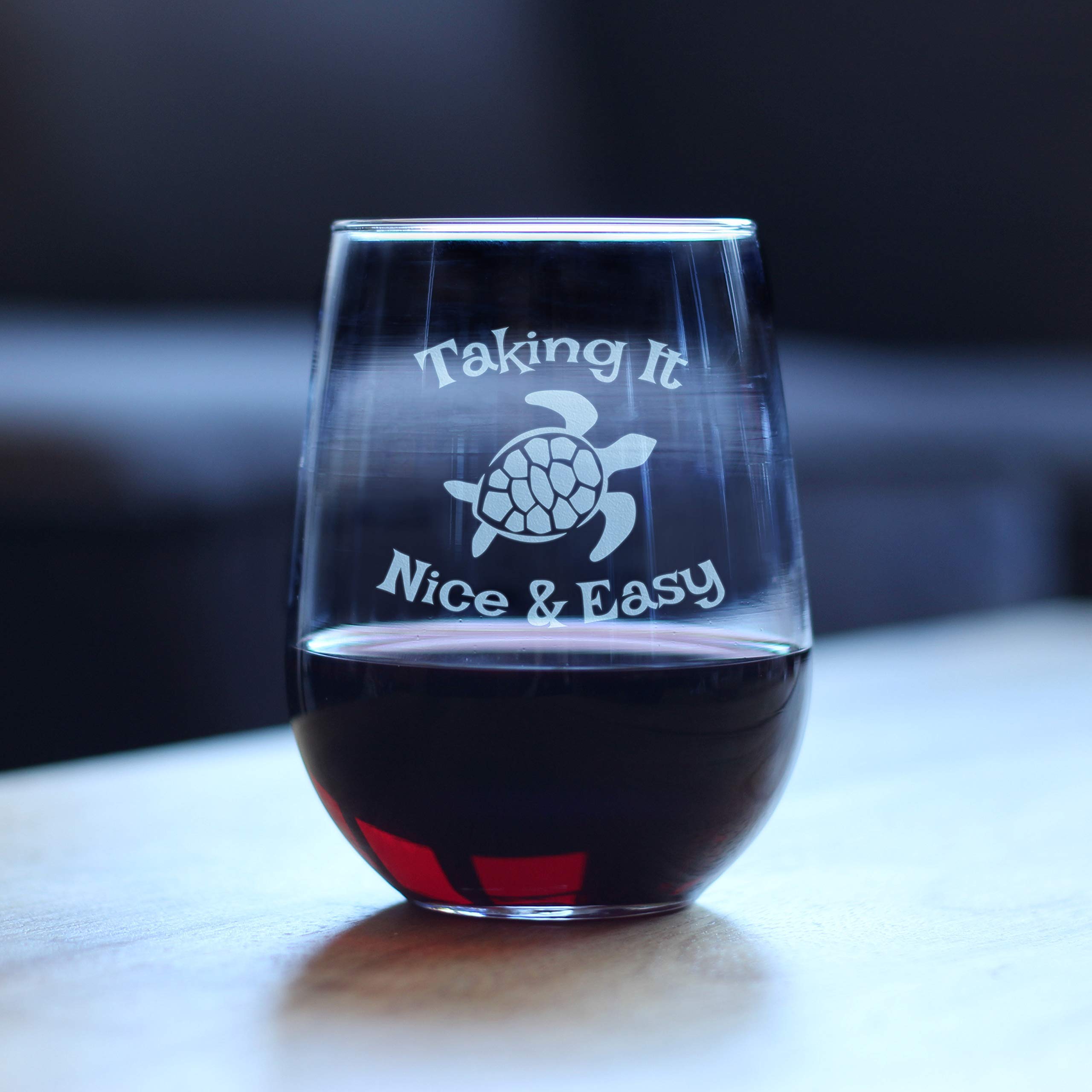 Taking It Nice & Easy - Sea Turtle Stemless Wine Glass - Large Glassware - Unique Funny Etched Turtles Gift Glasses