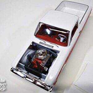 AMT 1960 Ford Ranchero w/Coke Chest (Coca-Cola) 2T 1/25th Scale Model Kit, White (AMT1189M)