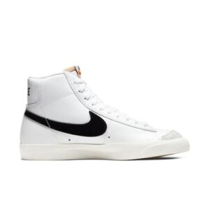 NIKE Women's Basketball Shoe, White Black Sail, 12.5