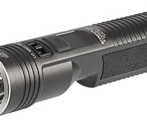 Streamlight 78101 Stinger 2020 2000-Lumen Rechargeable Flashlight with 120V AC/12V DC 1 Holder Charger, Black