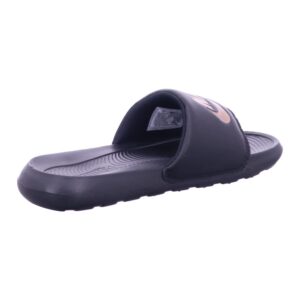 Nike Women's Basic/Active Slide, Black MTLC Red Bronze Black, 11 AU