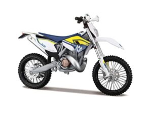 maisto m32706 1:12 motorbike-husqvarna fe501, assorted designs and colours