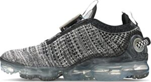 nike women's air vapormax 2020 flykit running shoes, black/black/white, 7.5