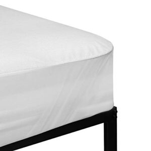 Flash Furniture Capri Comfortable Sleep Premium Fitted Waterproof, Vinyl Free Mattress Protector - Comfortable, Breathable, Quiet, Quilted Fabric Protection - Full, White