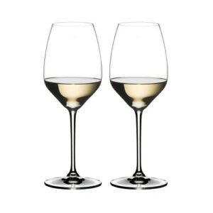 Riedel Extreme Riesling Wine Glass Set of 4( 2-Pack, Clear) with Large Microfiber Polishing Cloth and Wine Pourer Bundle (4 Items)