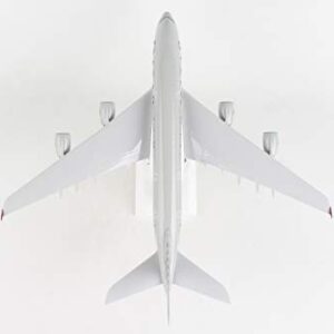 Daron SkyMarks Qatar A380 1/200 w/Gear (SKR1062)