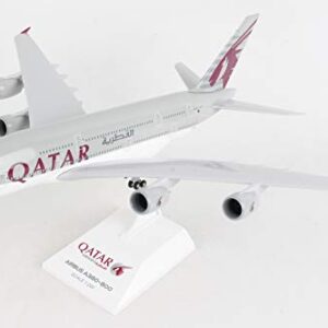 Daron SkyMarks Qatar A380 1/200 w/Gear (SKR1062)