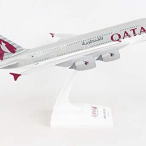 Daron SkyMarks Qatar A380 1/200 w/Gear (SKR1062)