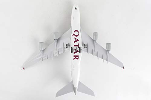 Daron SkyMarks Qatar A380 1/200 w/Gear (SKR1062)