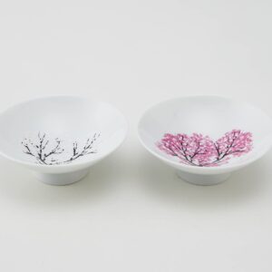 丸モ高木陶器 Japanese Sakura Cherry Blossom Color Changing Sake Cups (Pair), Magical Blooming Sake Cups