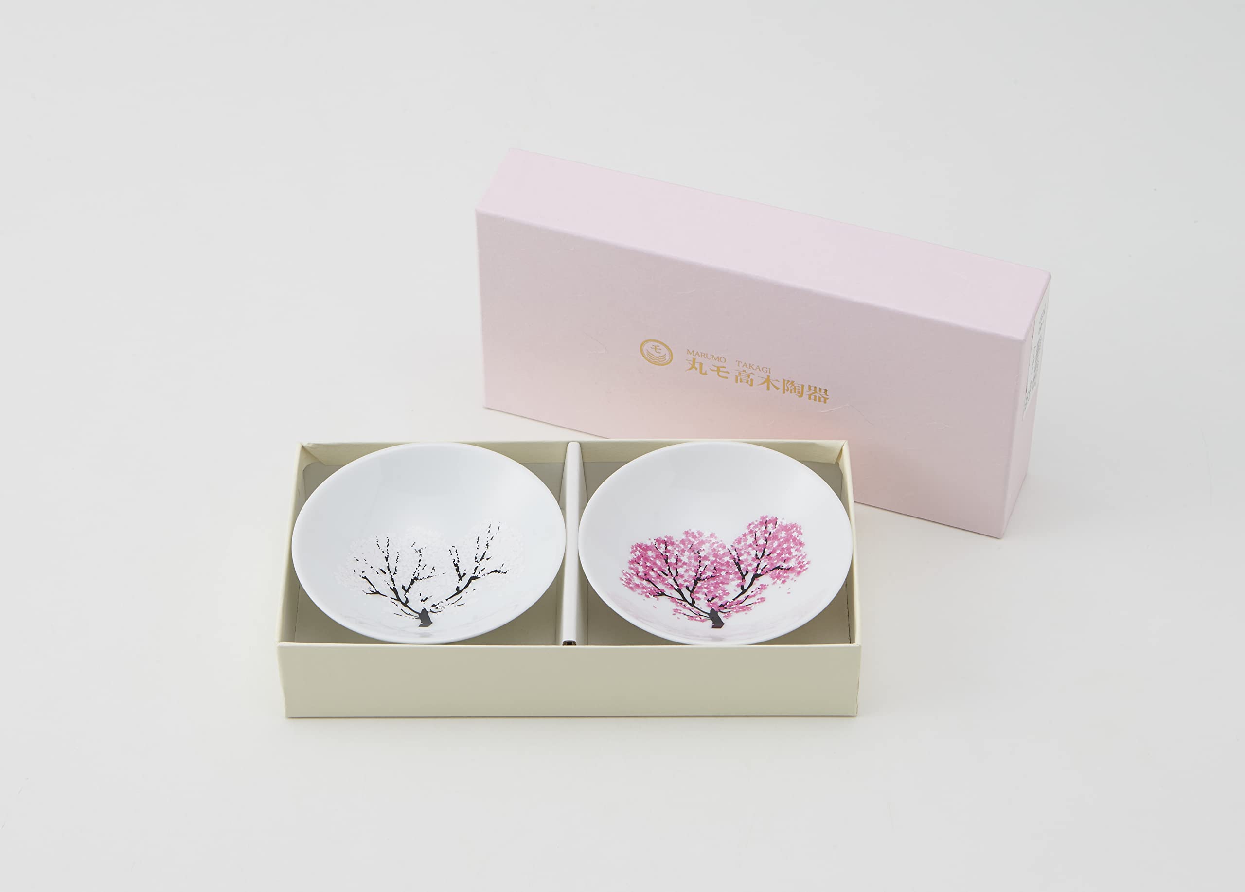 丸モ高木陶器 Japanese Sakura Cherry Blossom Color Changing Sake Cups (Pair), Magical Blooming Sake Cups